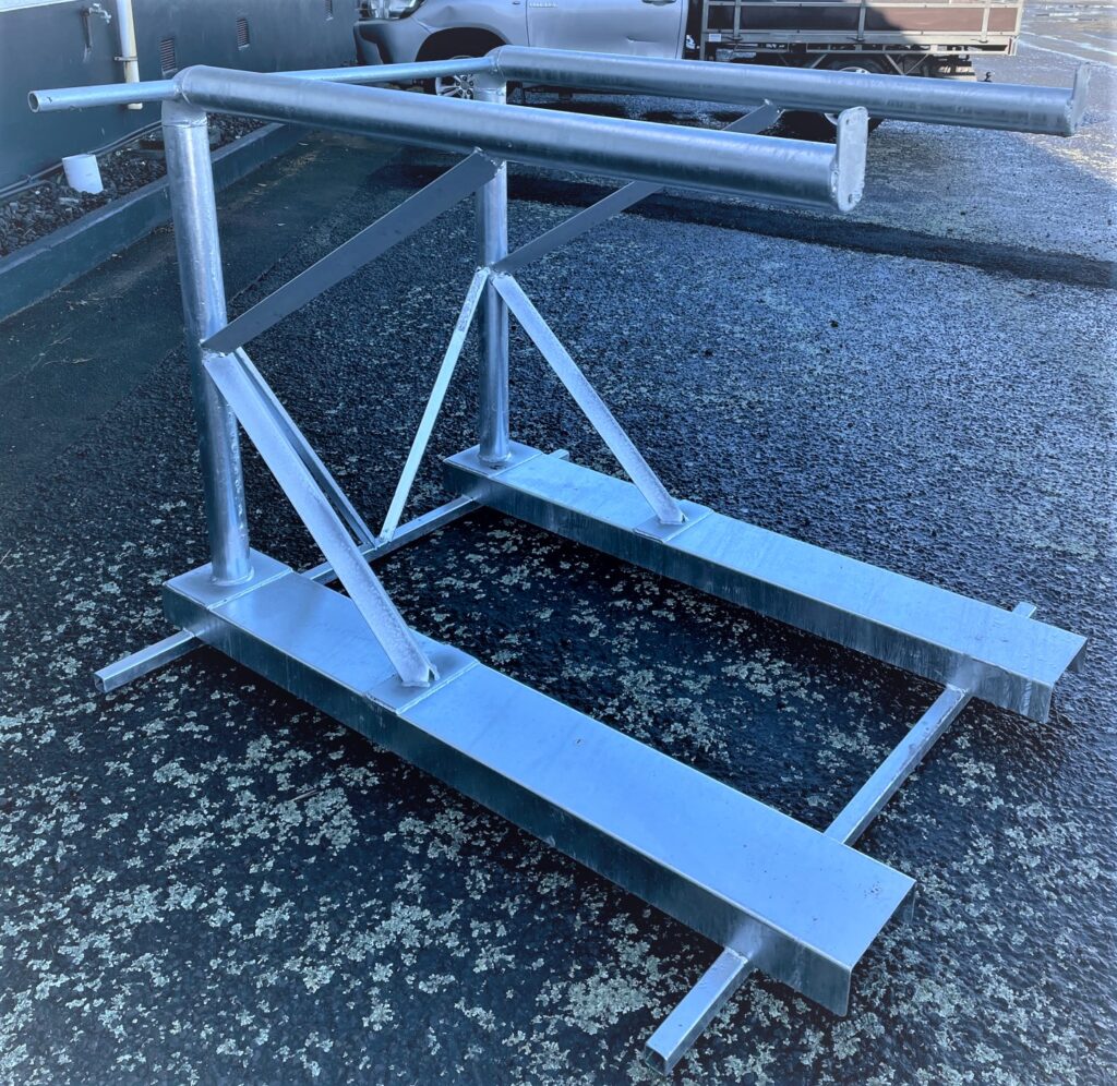 Wire racks for storage and display - troughMOBILE